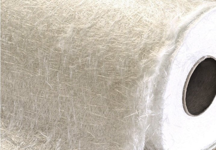 What Material Choices Are There in Motorcycle Helmet Construction?