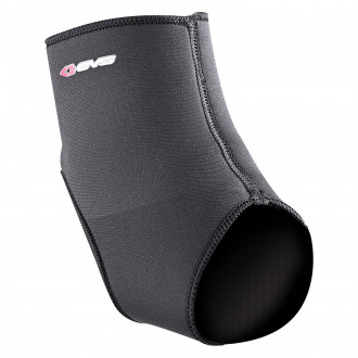 Motorcycle Knee & Ankle Protection | Pads, Guards, Armor - MOTORCYCLEiD.com