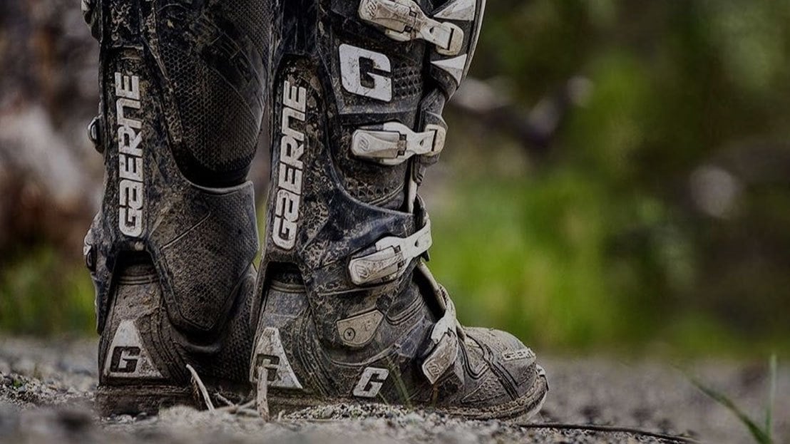 Motorcycle Body Armor & Protection | Guards, Braces - MOTORCYCLEiD.com